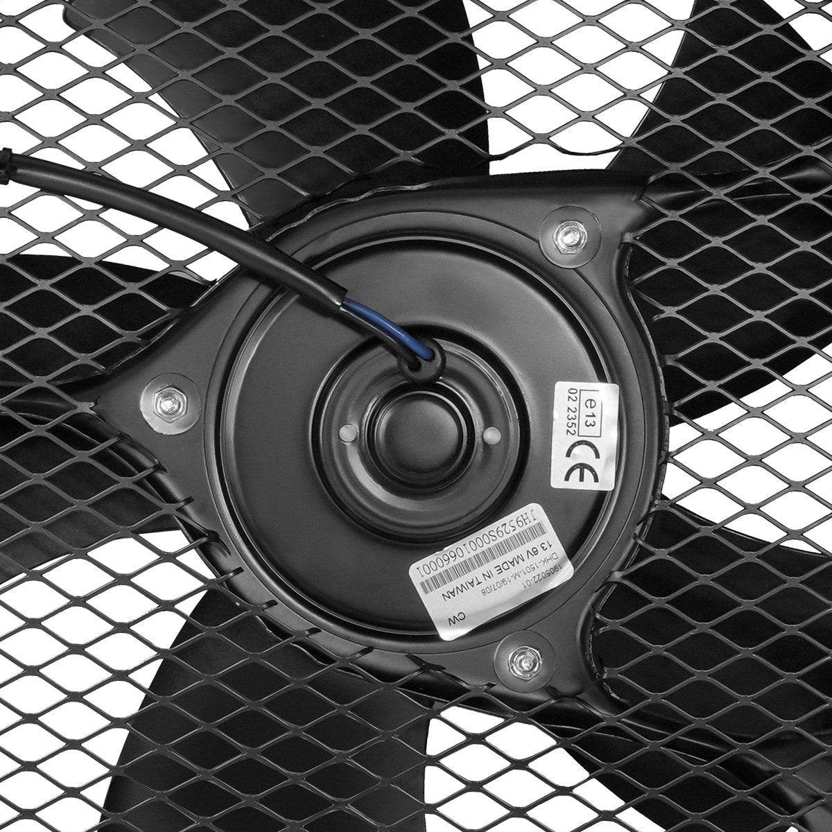 89-98 Suzuki Sidekick 1.6L A/C Condenser Cooling Fan Assembly - SZ3113 ...